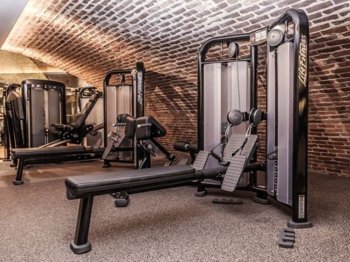 Cable Motion Gym Equipment | Life Fitness