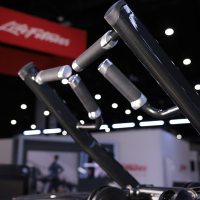 Insignia Series Dual Axis Pulldown (SS-PDX) - Life Fitness