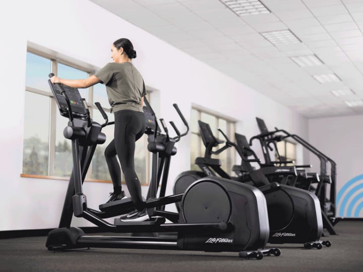 Aspire Series Cross Trainer - Life Fitness